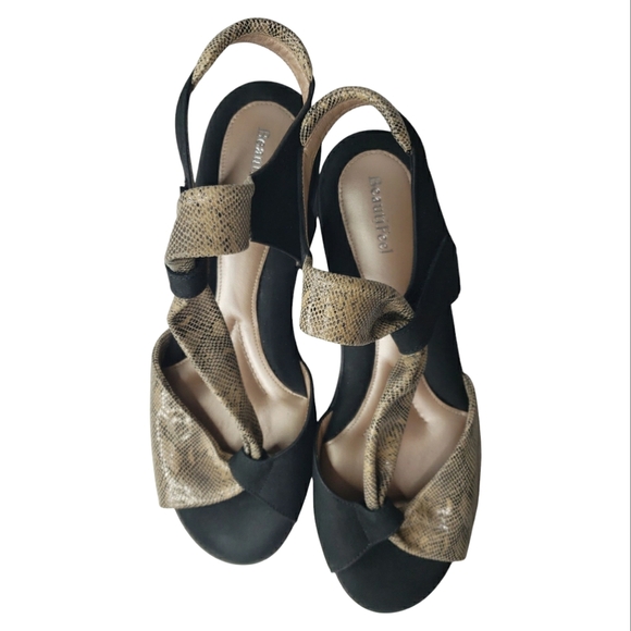 BeautiFeel | Shoes | Beautifeel Seductive Curving Suede Reptile Leather ...